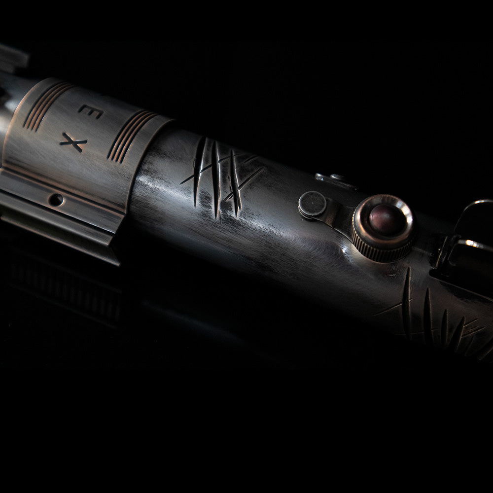Graflex EP IV - Medium Weathering & Heavy Battle Scarring (Empty Hilt ...